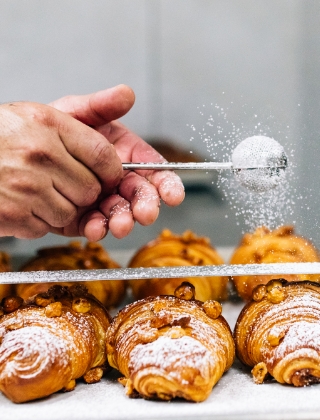 Chez Bon Bon | Bakery & Desserts - Fontainebleau Miami Beach