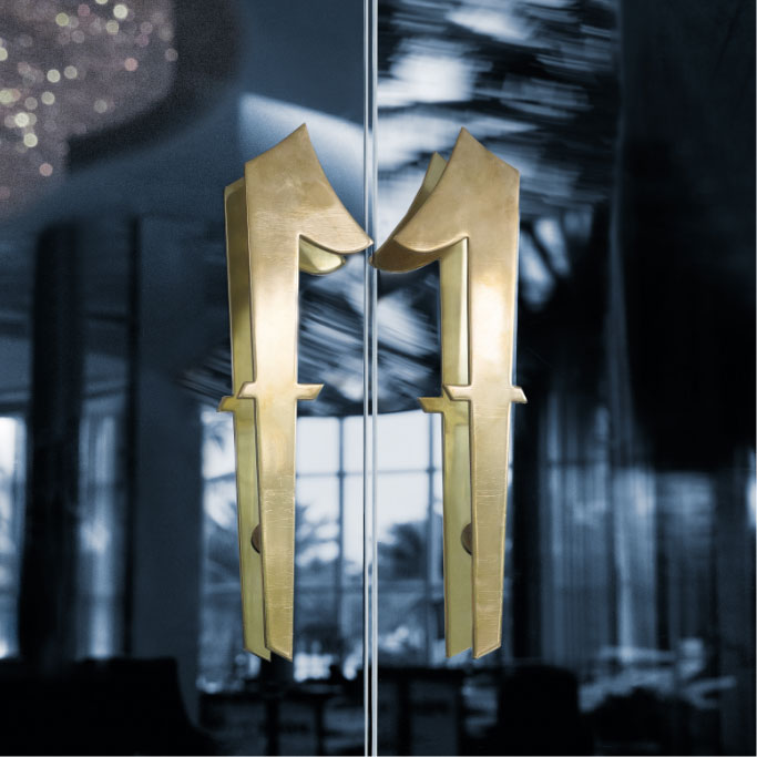 Fontainebleau Legacy: Iconic History in Miami & Las Vegas